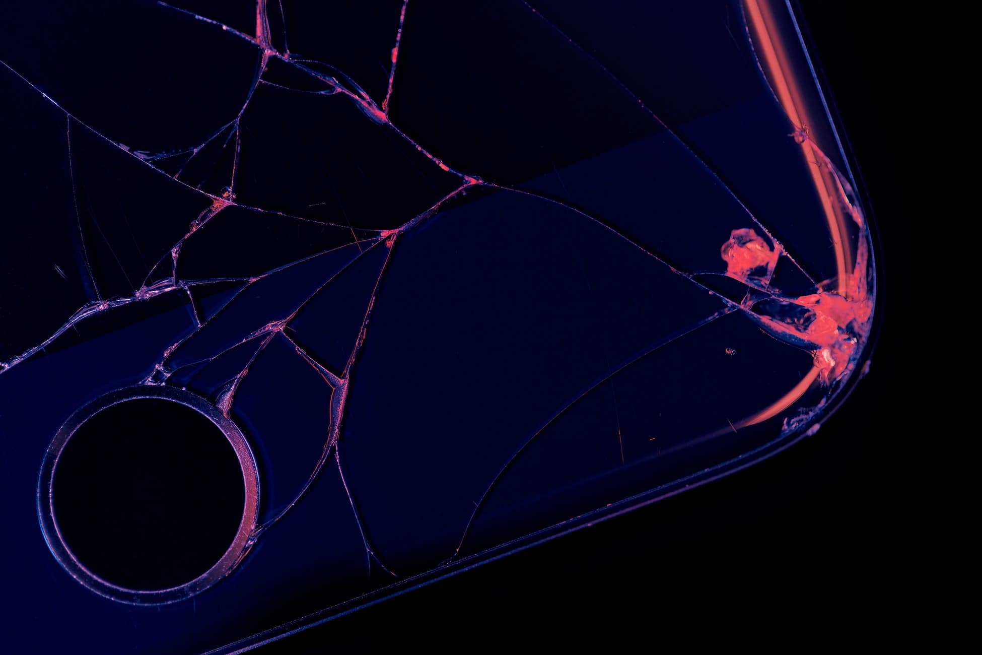 5 Things To Look Out For When Buying A New IPhone Screen Protector ...